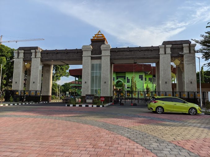 Panduan Biaya Kuliah Universitas Pembangunan Nasional Veteran Jawa ...
